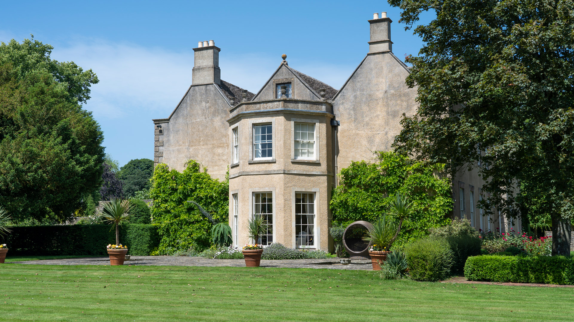 Tormarton Court Badminton | Luxury Cotswold Rentals